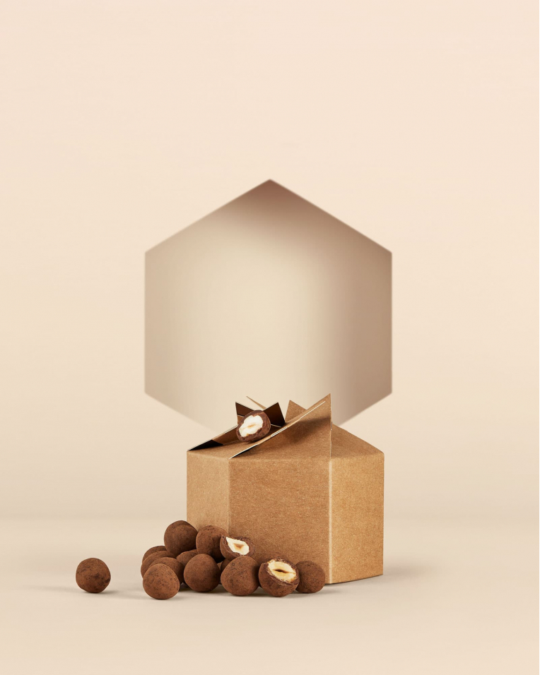 Dark Chocolate 75% Almond Roc' Rocher | Le Chocolat Alain Ducasse