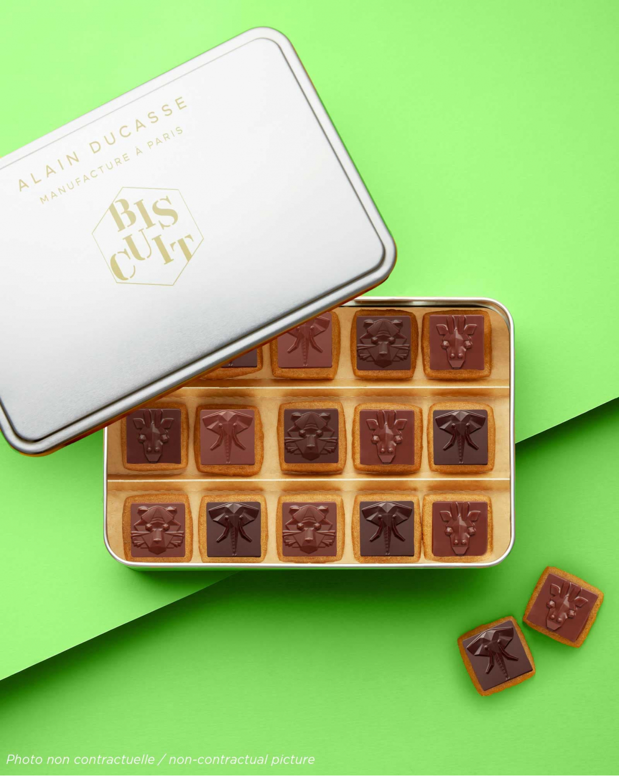 All-butter biscuit squares box | Le Chocolat Alain Ducasse