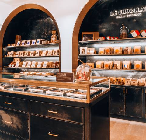 Luxury French chocolate by Le Chocolat Alain Ducasse | Online shop